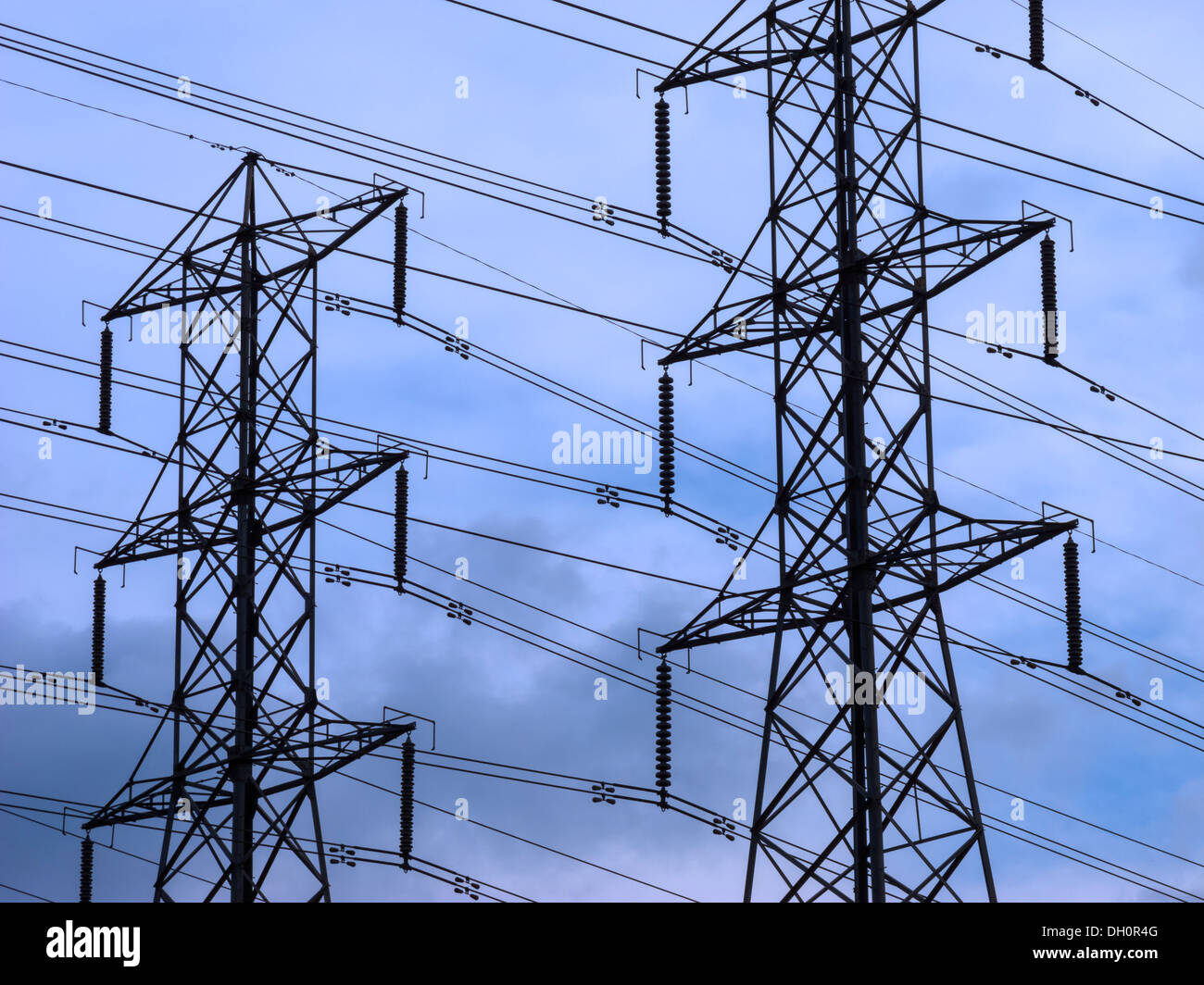 Powerlines storm hi-res stock photography and images - Alamy
