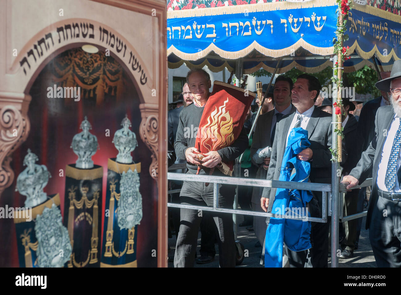 Synagogue shul chabad hi-res stock photography and images - Alamy