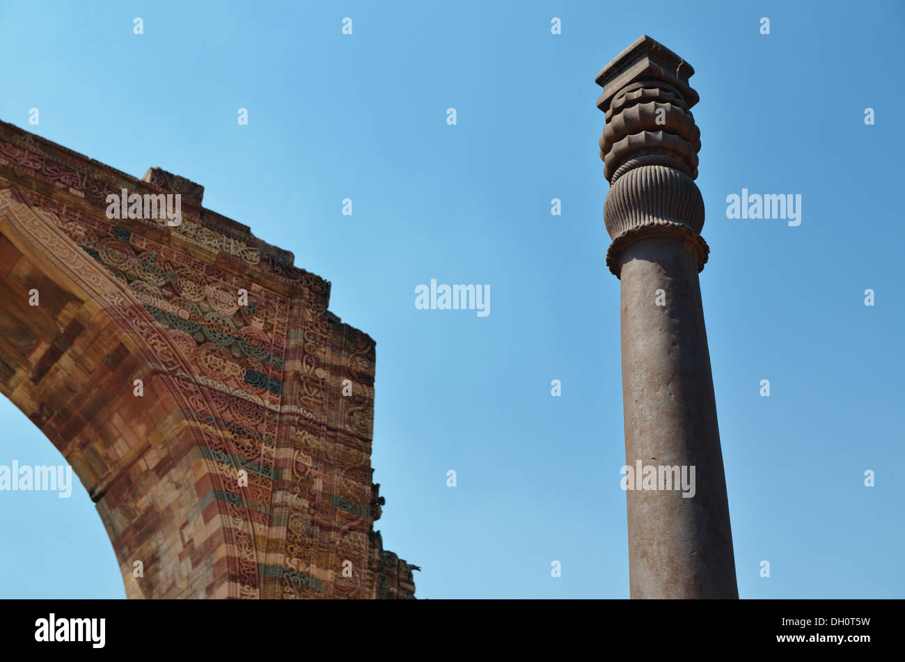 Iron pillar hi-res stock photography and images - Alamy