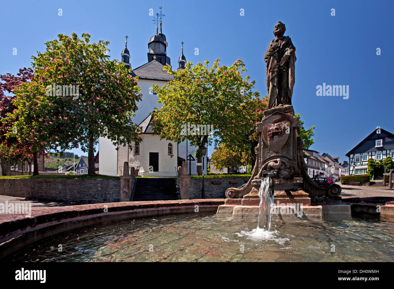 Fountain and st peters church High Resolution Stock Photography and ...