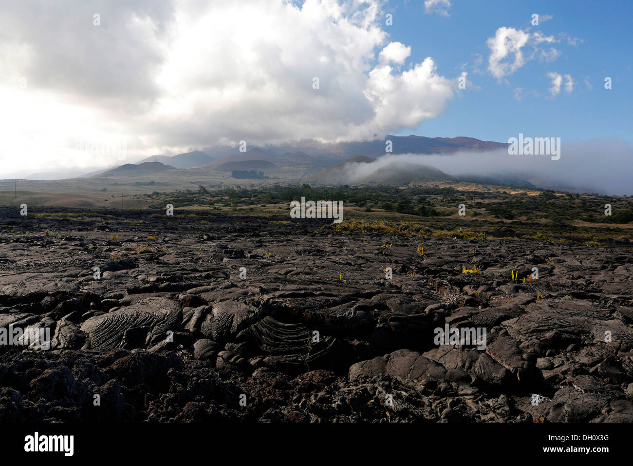 Volcanic island chain hi-res stock photography and images - Alamy