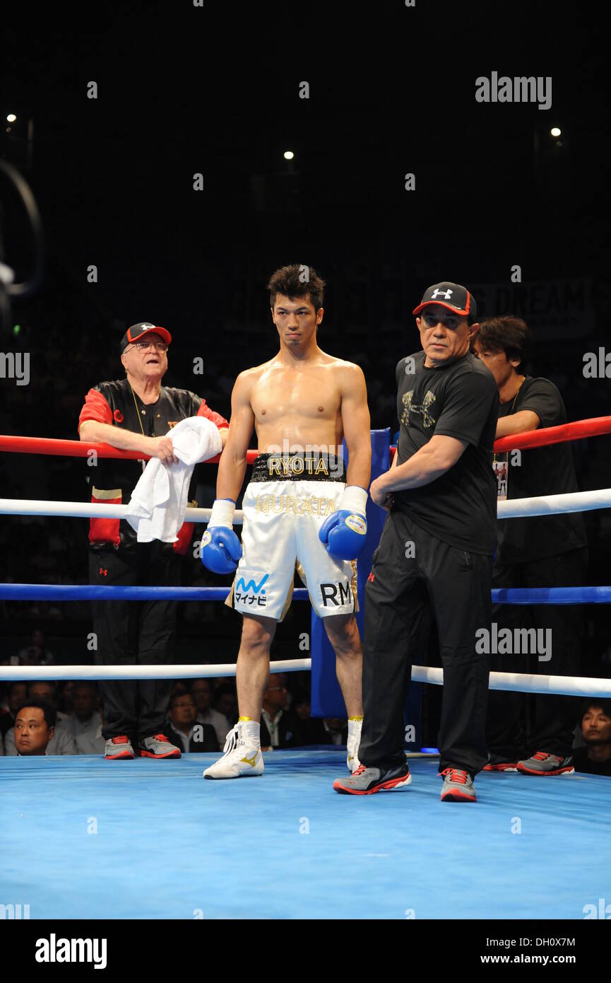 Tokyo, Japan. 25th Aug, 2013. (L-R) Miguel Diaz, Ryota Murata (JPN ...