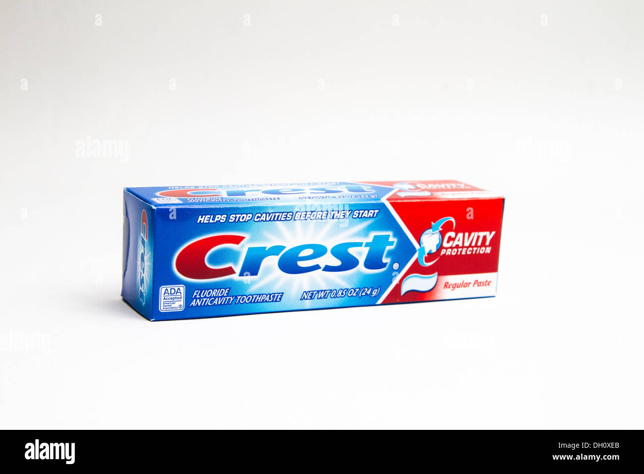 Crest Toothpaste in travel size Stock Photo - Alamy