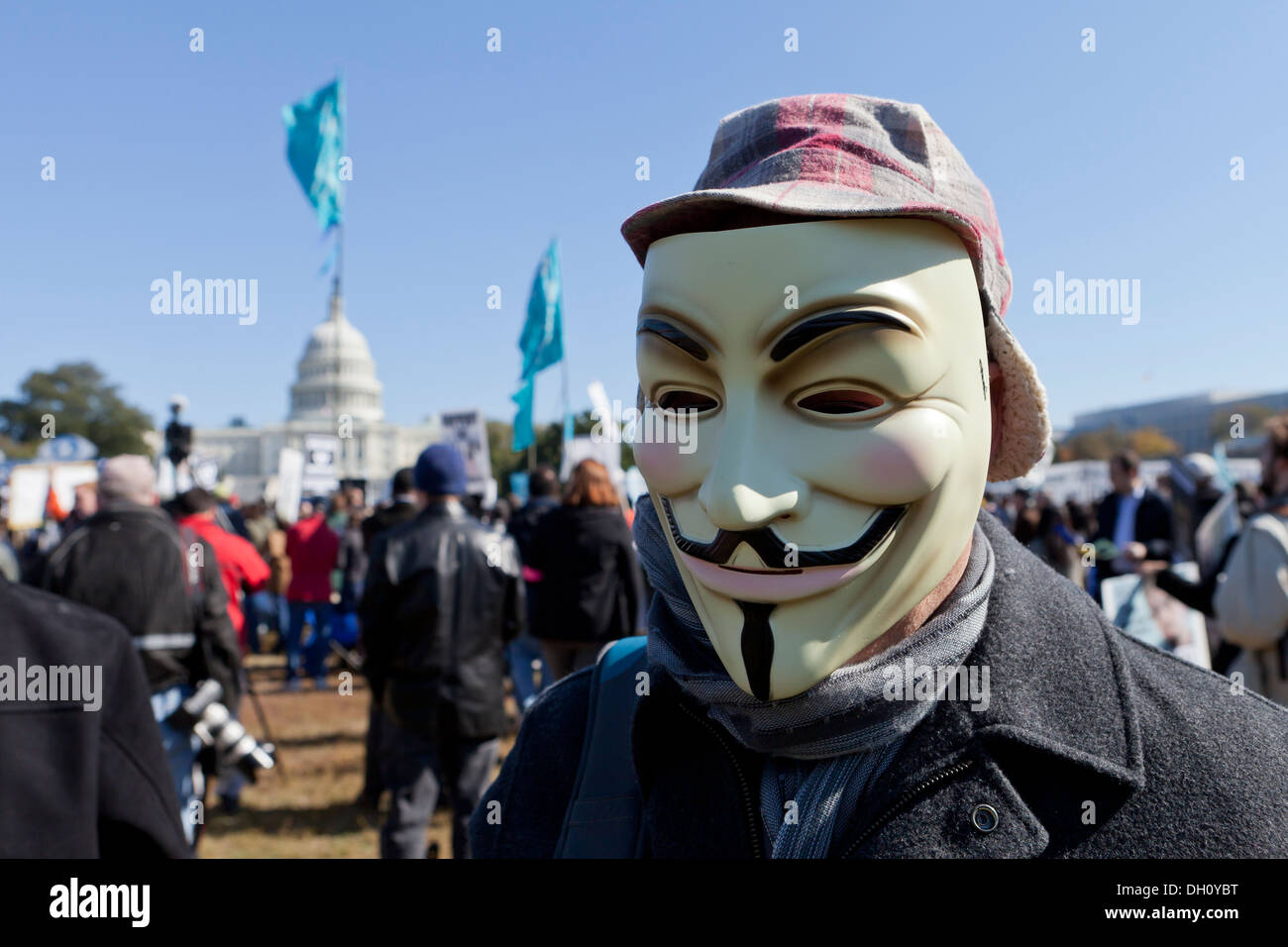 Guy fawkes mask hi-res stock photography and images - Alamy