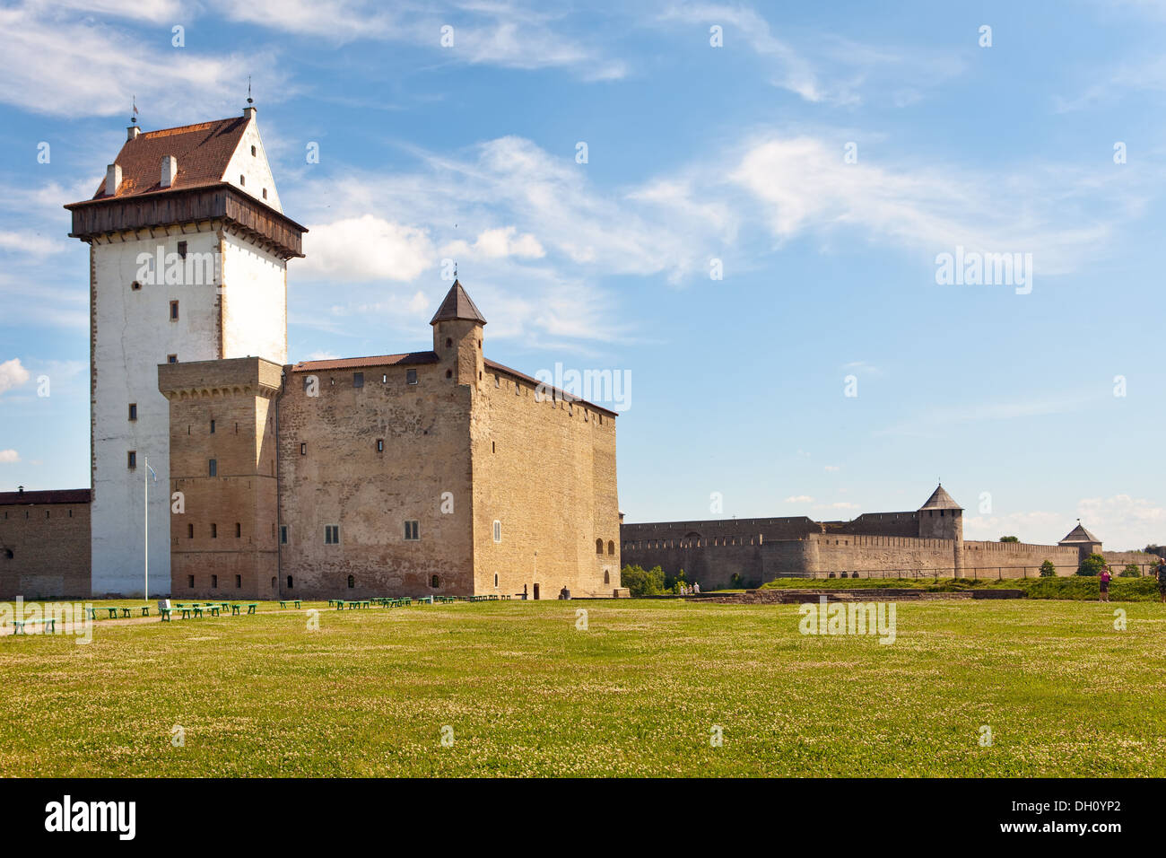 Ancient castle narva estonia hi-res stock photography and images - Alamy
