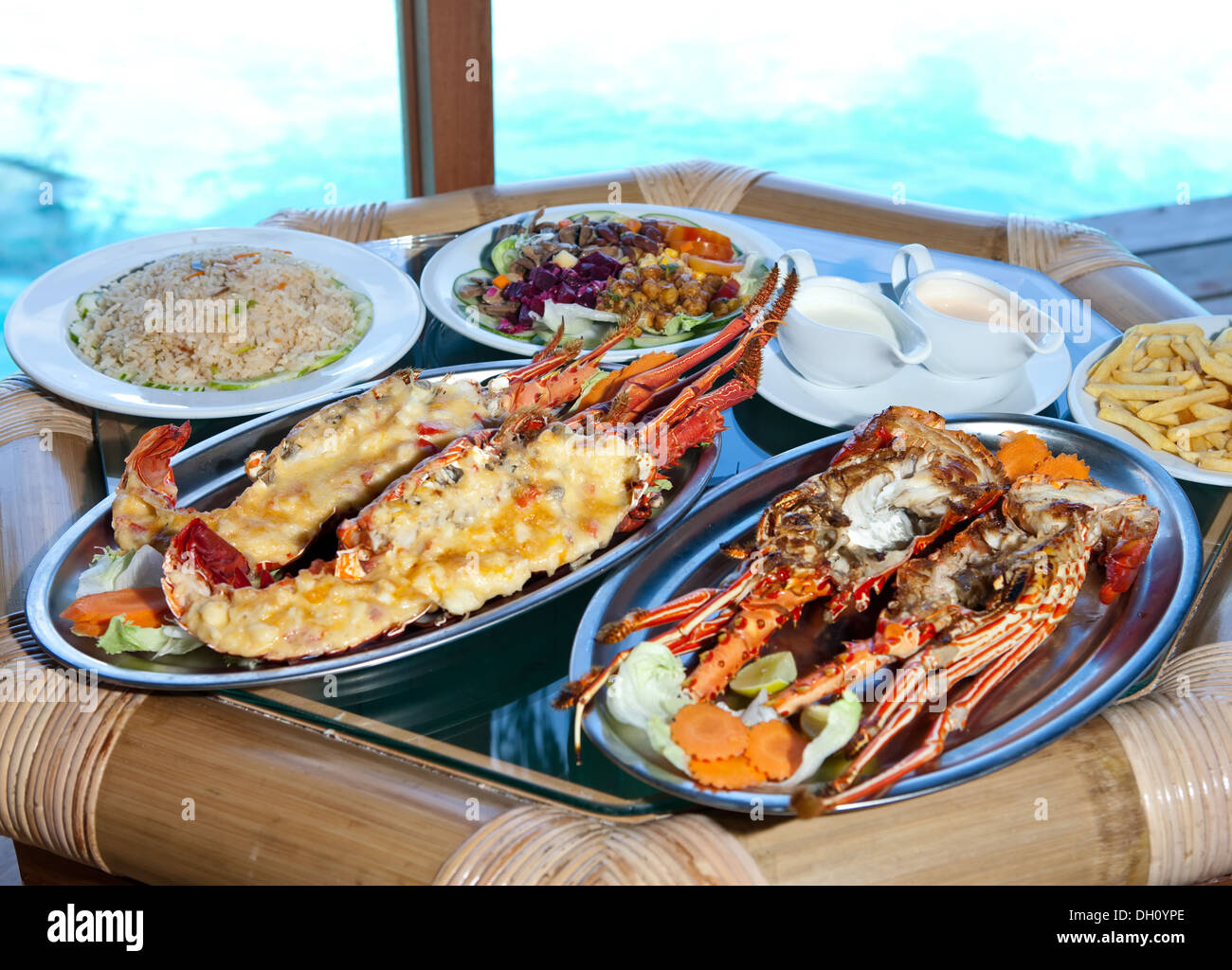 Two plates hi-res stock photography and images - Alamy