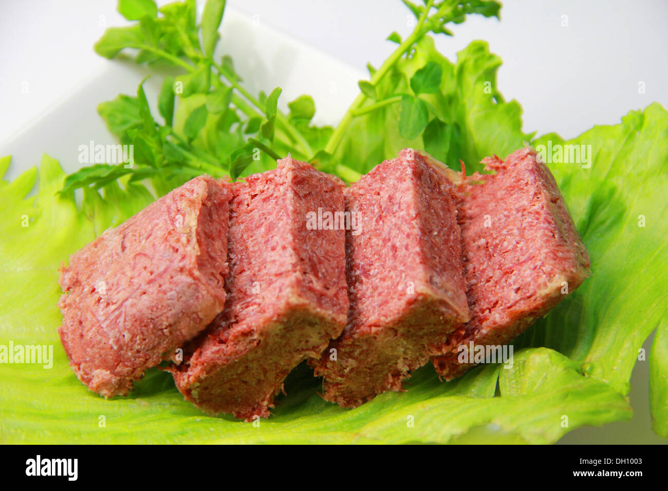 Canned beef hi-res stock photography and images - Alamy