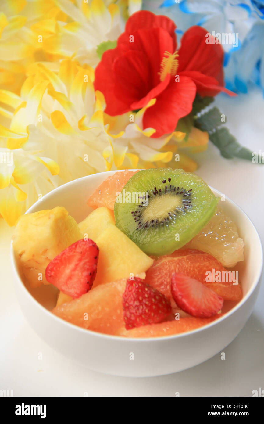 Cut fruits hi-res stock photography and images - Alamy