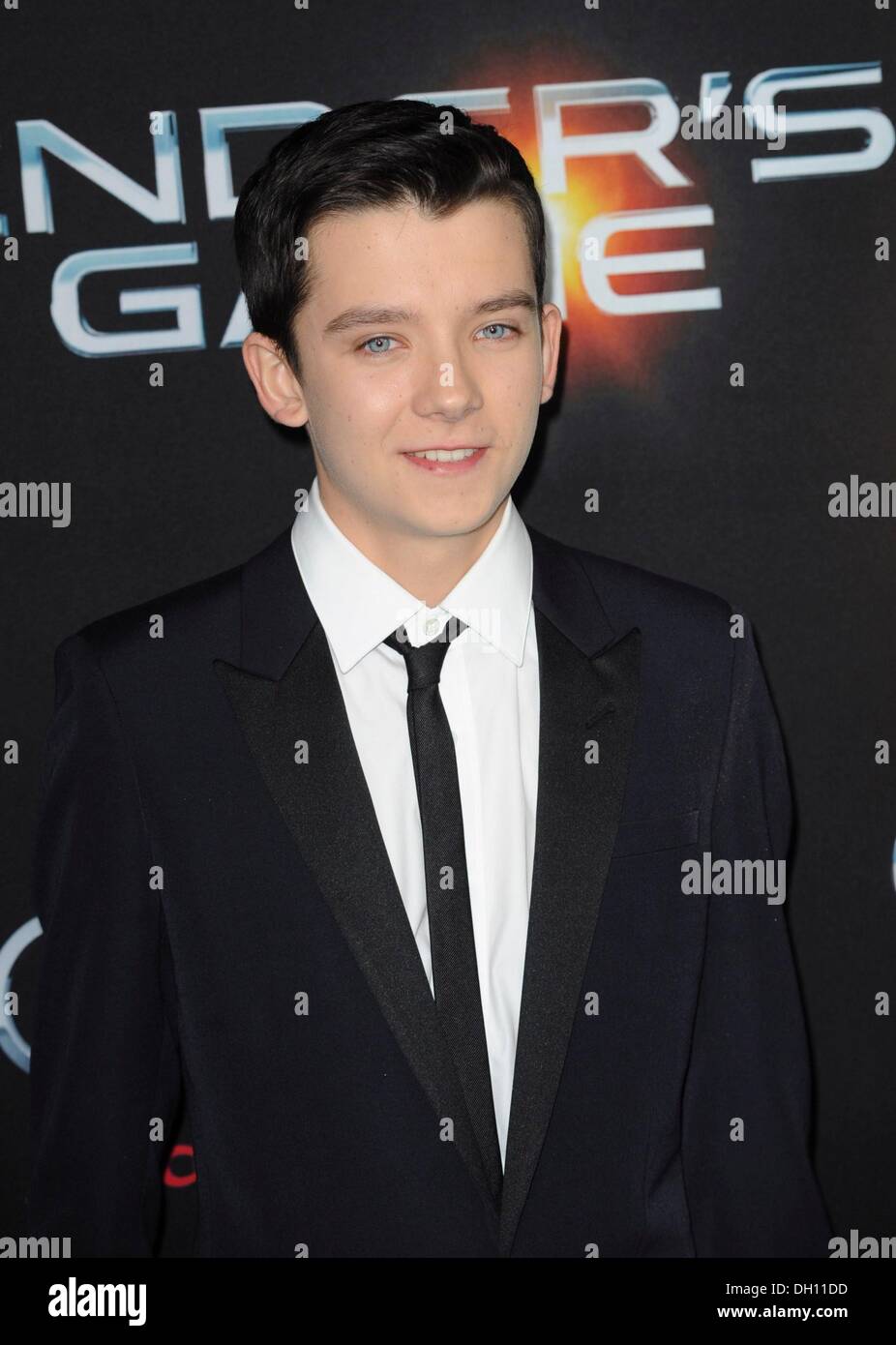 Los Angeles, CA, USA. 28th Oct, 2013. Asa Butterfield at arrivals for ...