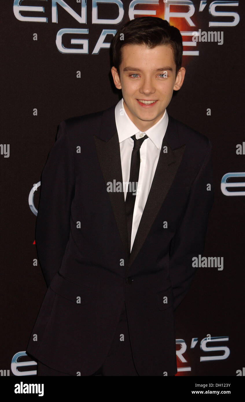Hollywood, California, USA. 28th Oct, 2013. Asa Butterfield attends the ...
