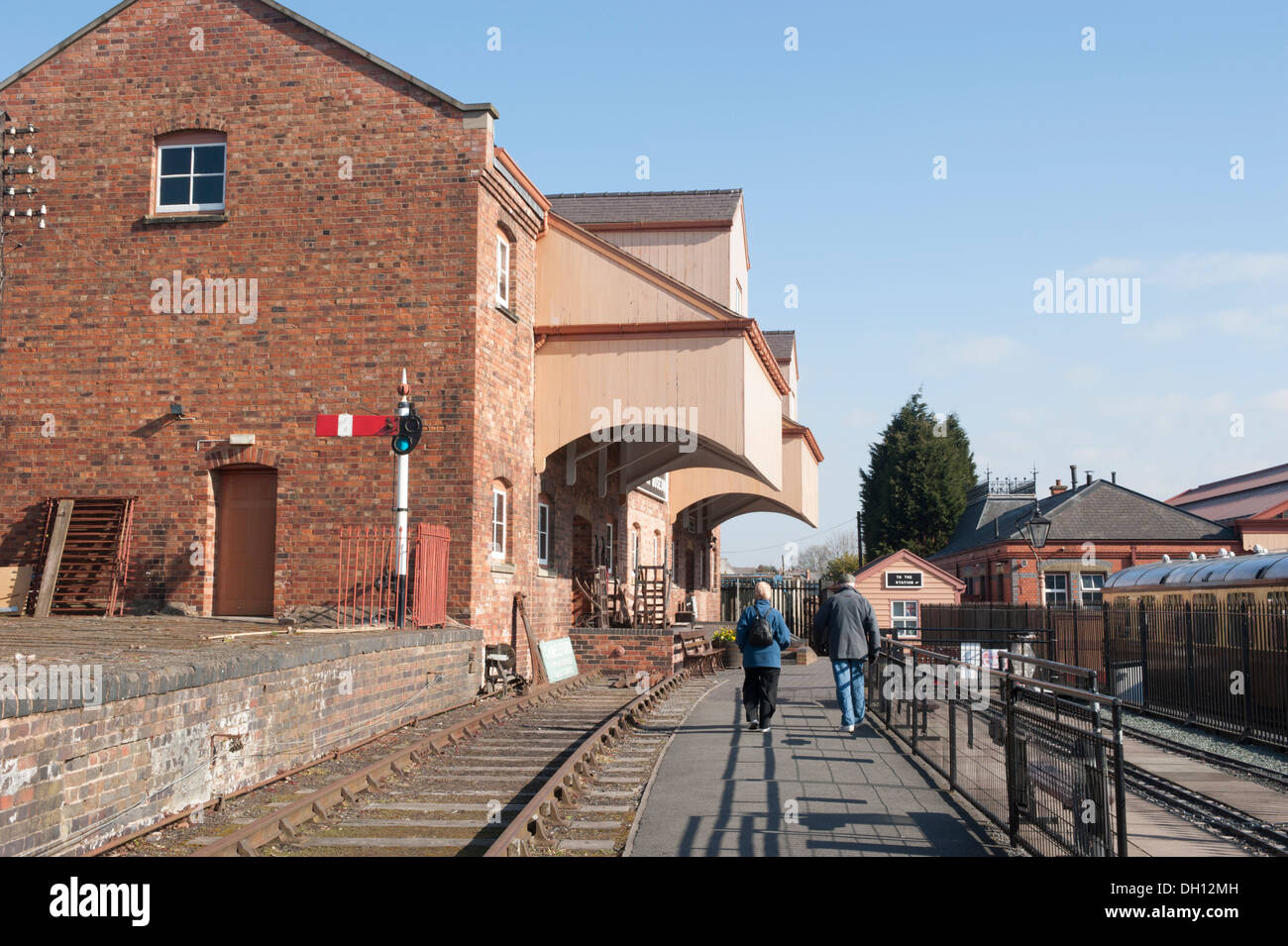 Kidderminster railway station on the Severn Valley Railway Stock Photo ...