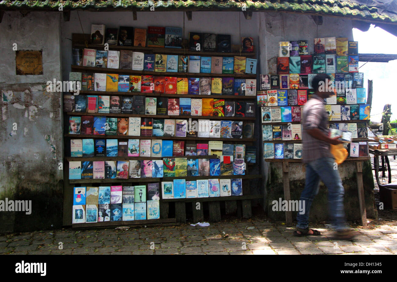 Street view at Fort Kochi Stock Photo - Alamy