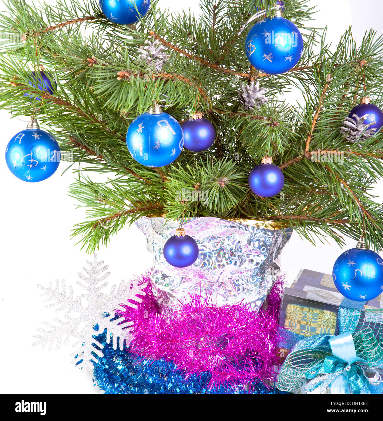 Fur tree branches hi-res stock photography and images - Alamy