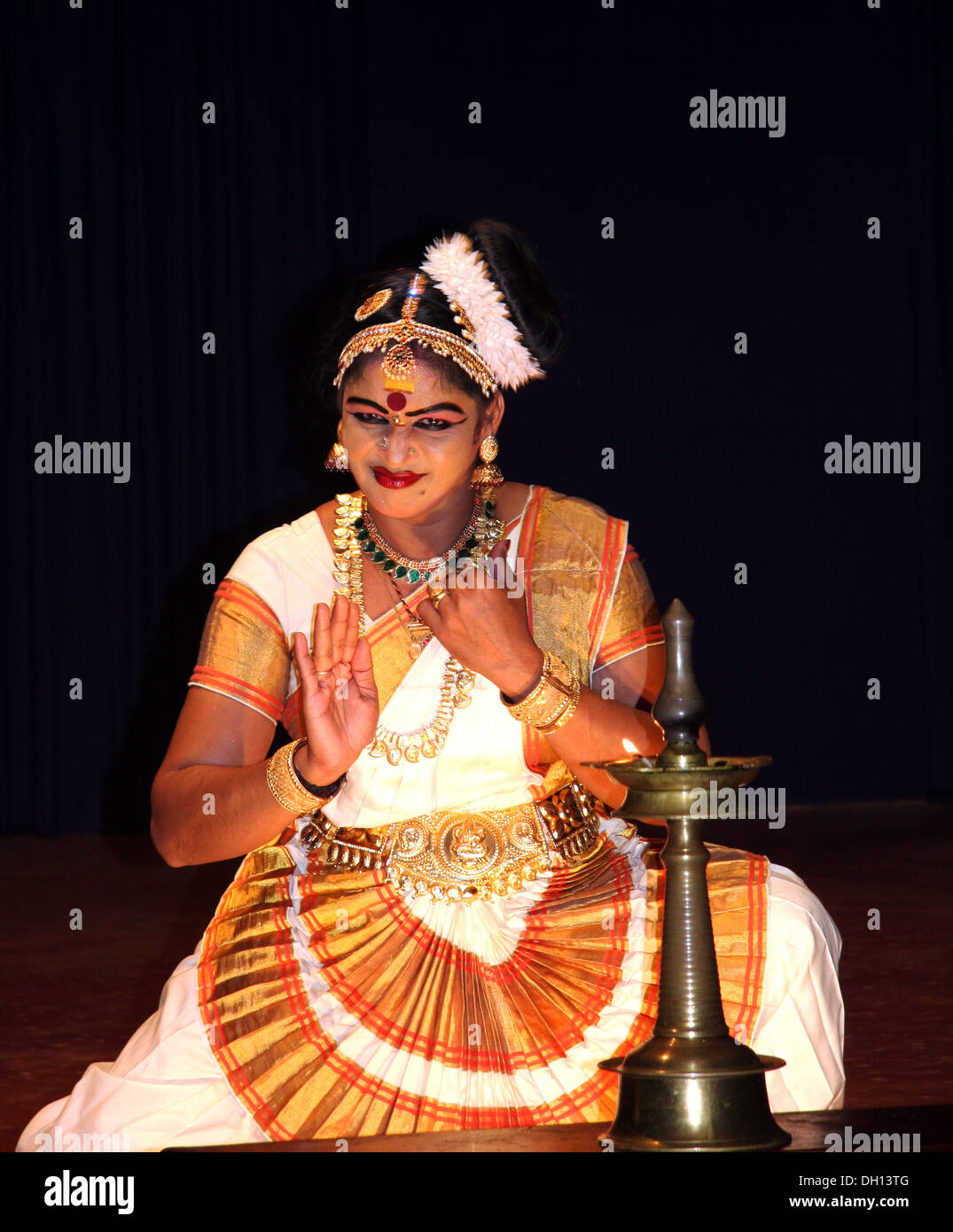 Dance Forms Of Kerala In Hindi at Shelia Meyer blog