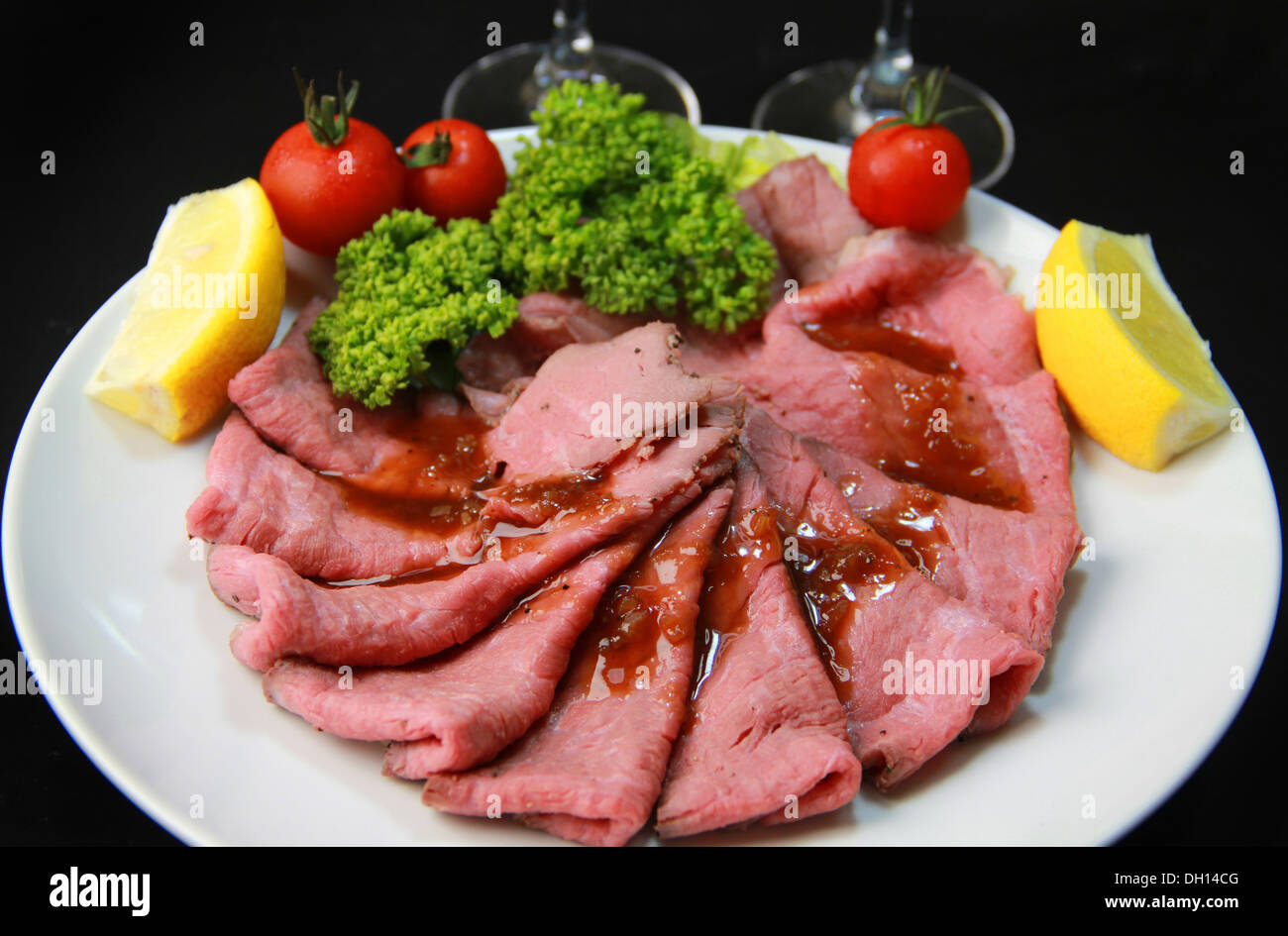 Food image of roast beef hi-res stock photography and images - Alamy