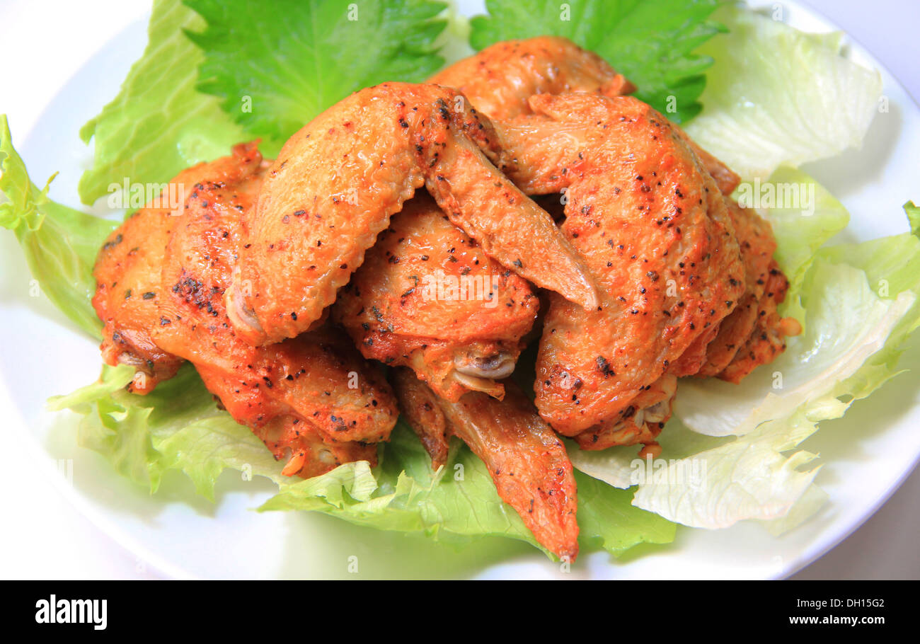 Chicken wing hi-res stock photography and images - Alamy