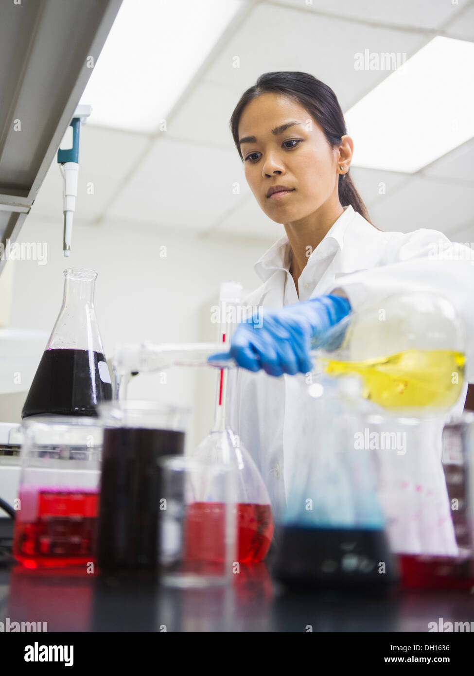 Japanese scientist working in laboratory Stock Photo - Alamy