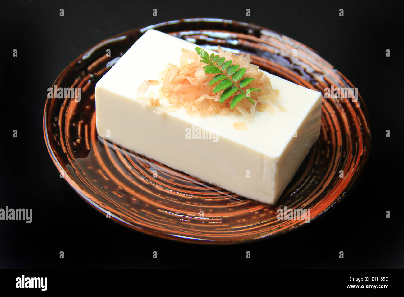 Hiyayakko (Cold tofu Stock Photo - Alamy