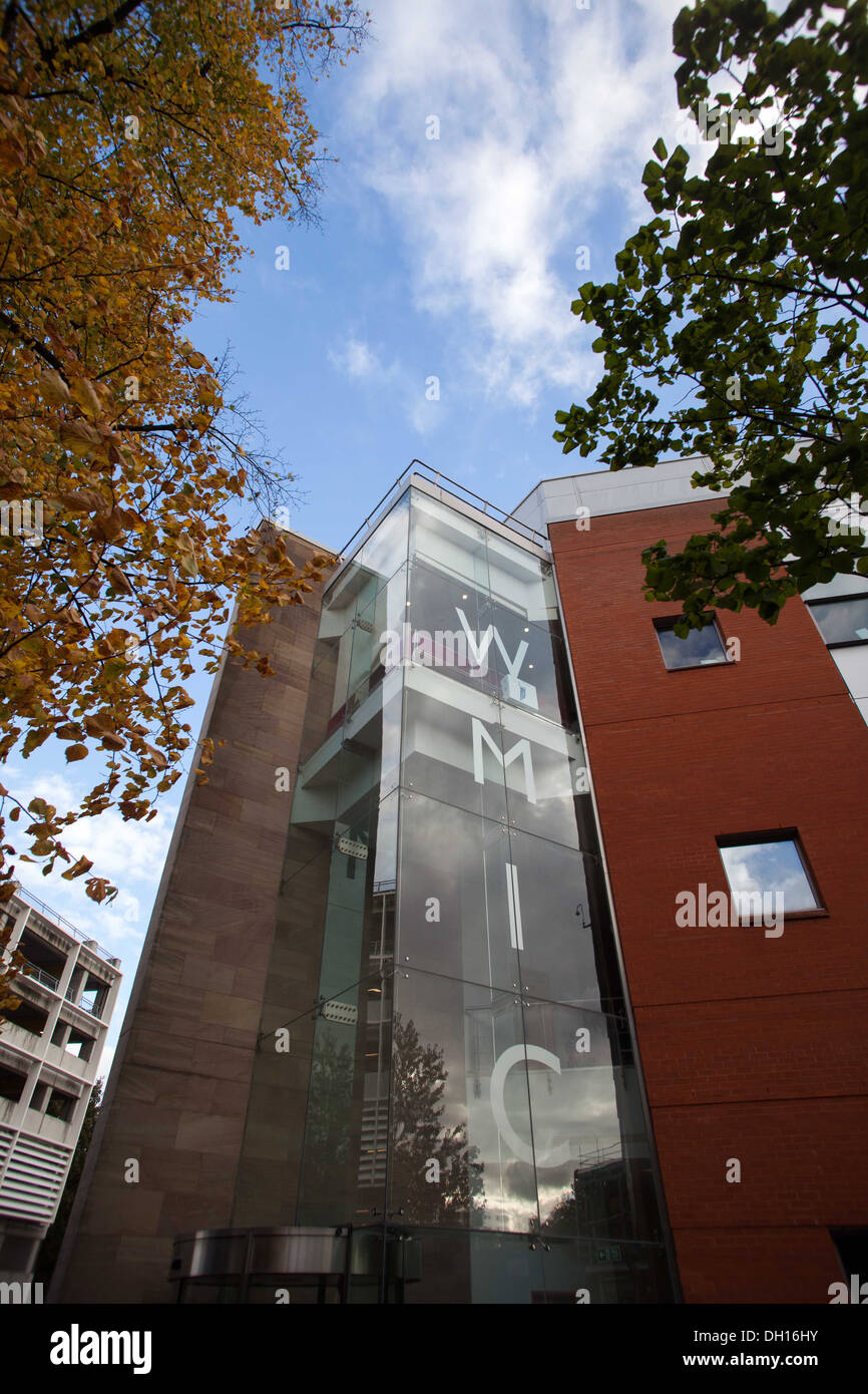 Wolfson molecular imaging manchester hi-res stock photography and ...
