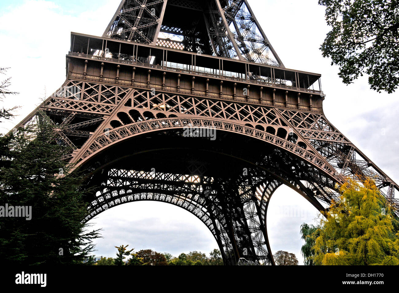 Eiffel tower first floor hi-res stock photography and images - Alamy