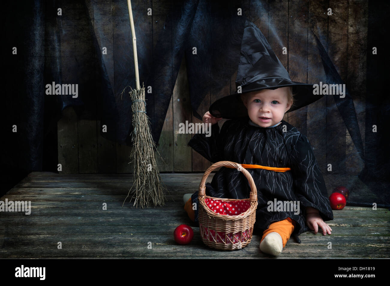 cute little halloween witch Stock Photo - Alamy