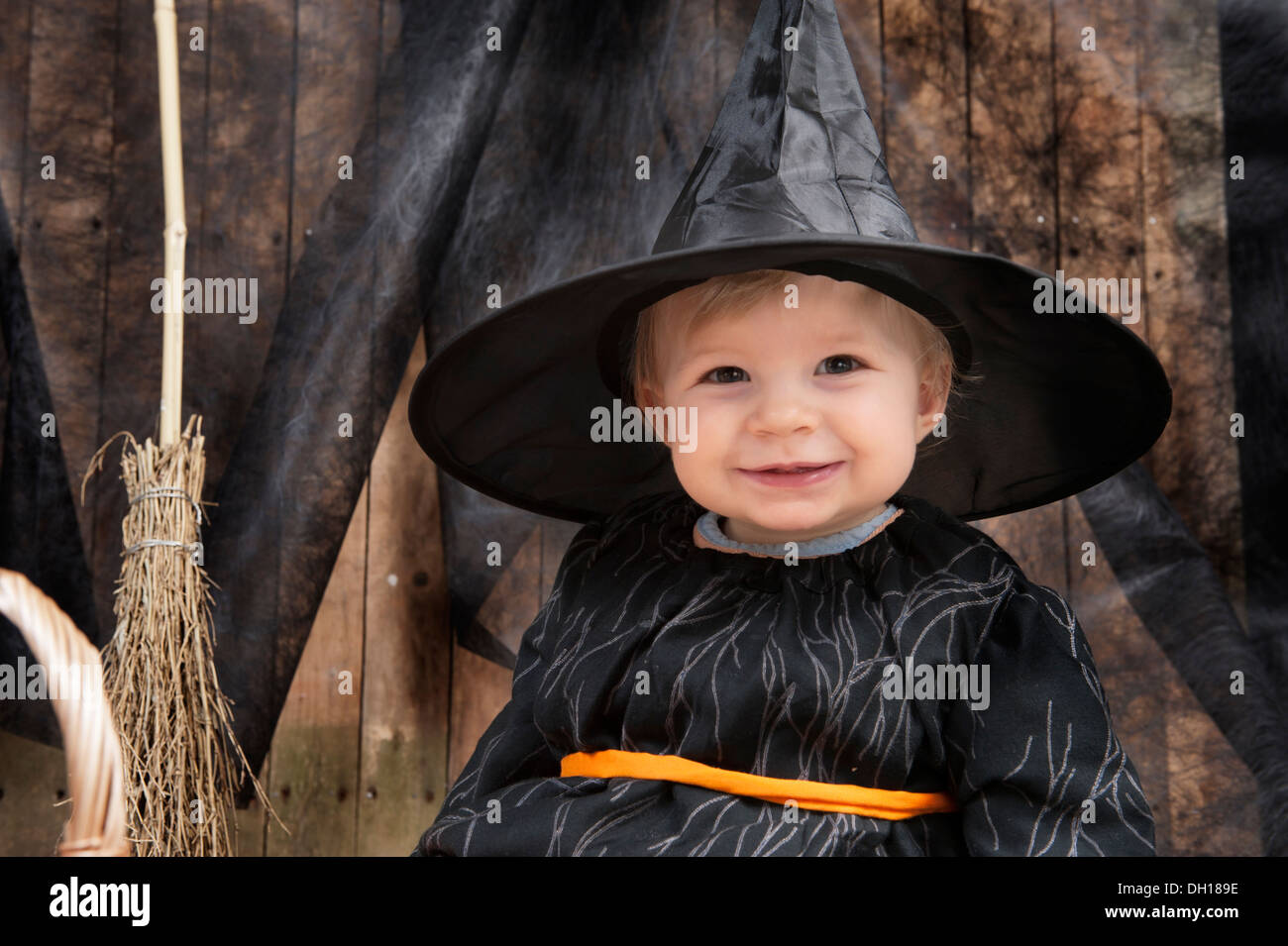 cute little halloween witch Stock Photo - Alamy