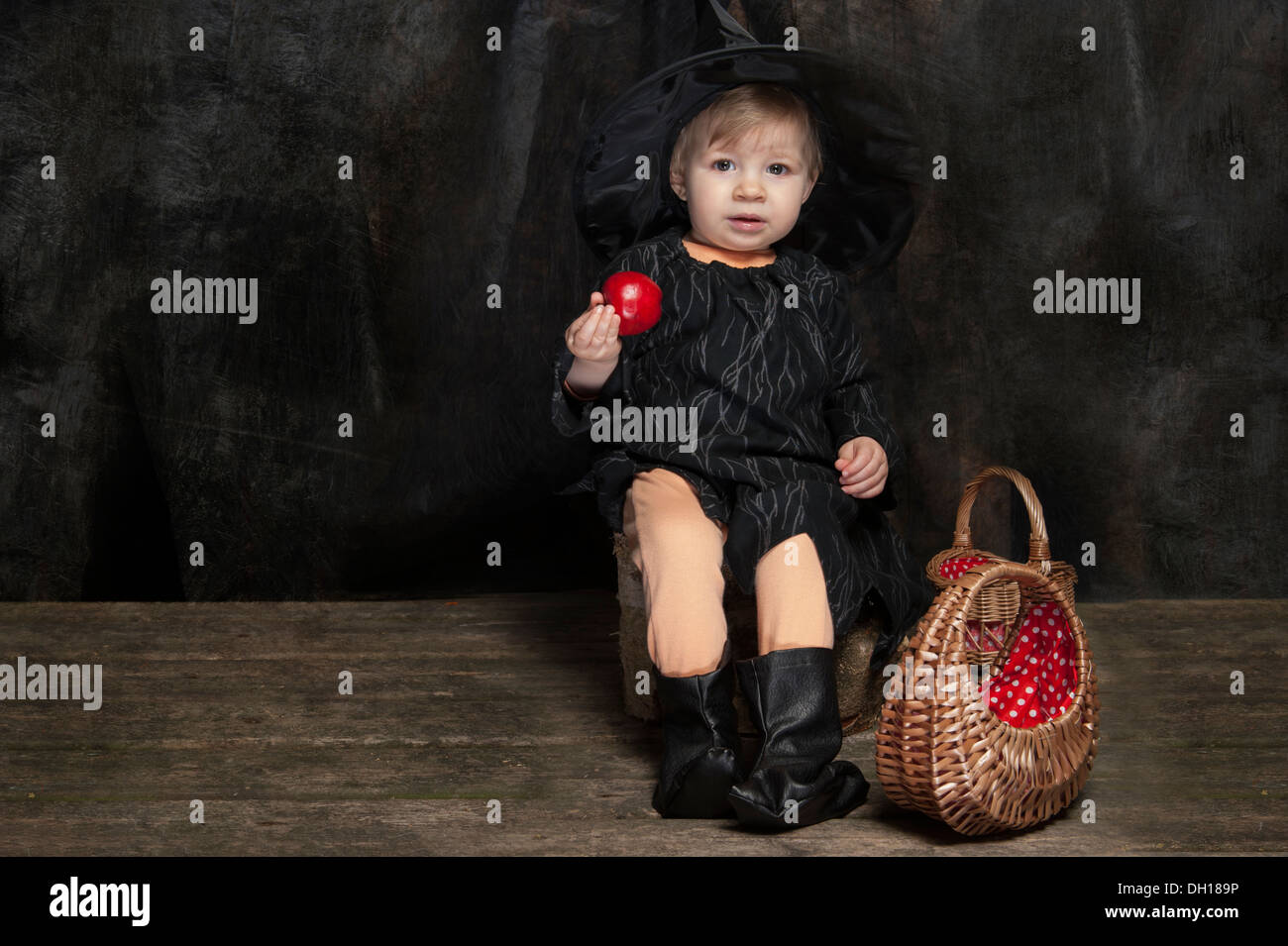 cute little halloween witch Stock Photo - Alamy