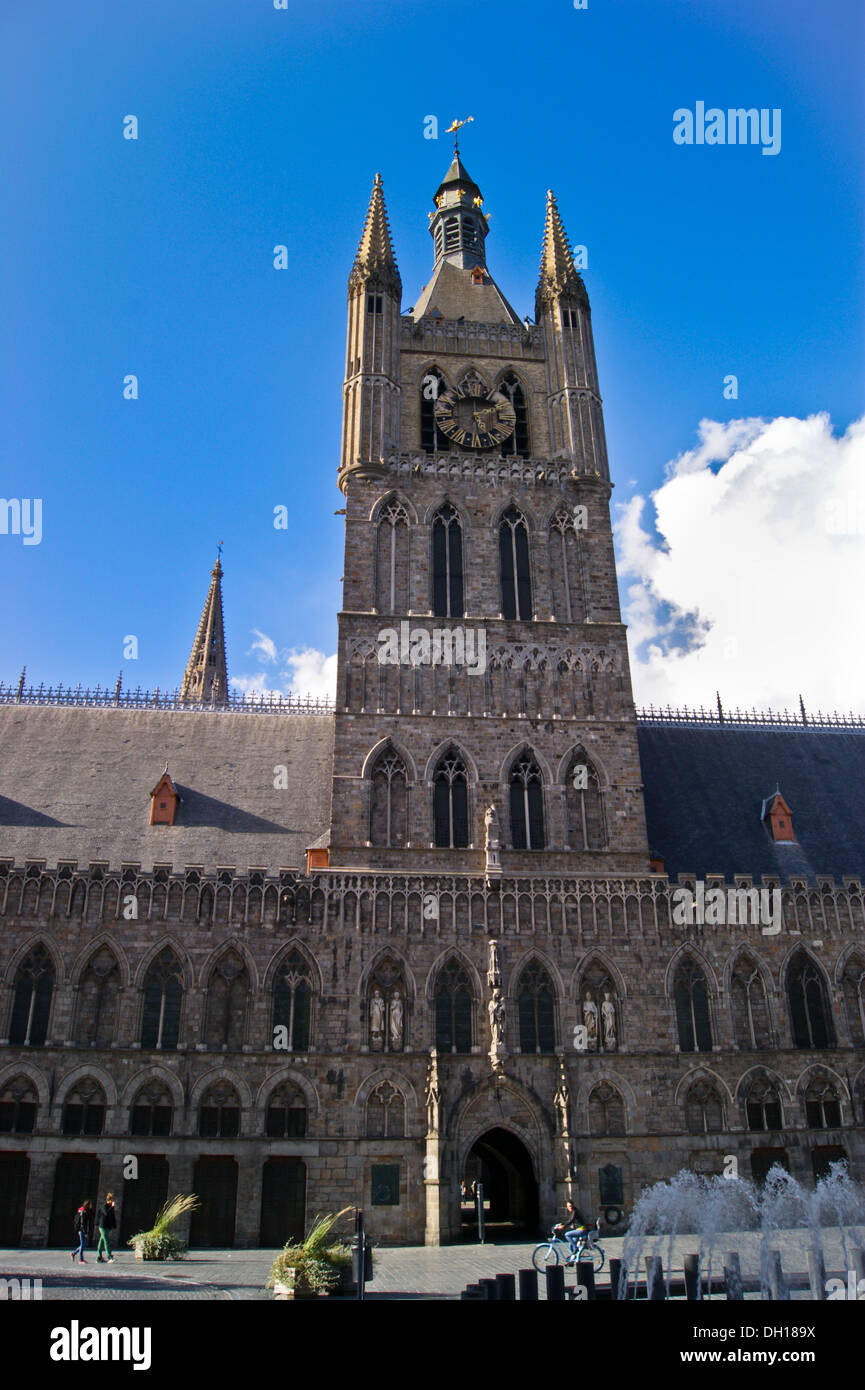 Clock tower of the mediaeval Lakenhallen, Cloth Hall, Ypres (Ieper ...