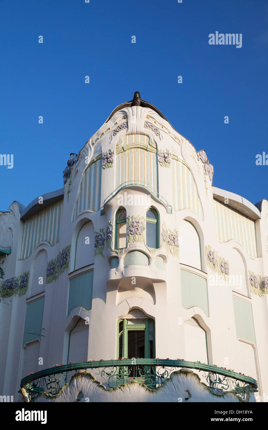 Hungary reok palace hi-res stock photography and images - Alamy