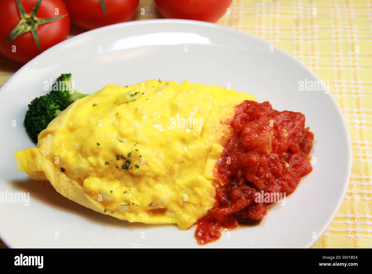 Omurice hi-res stock photography and images - Alamy