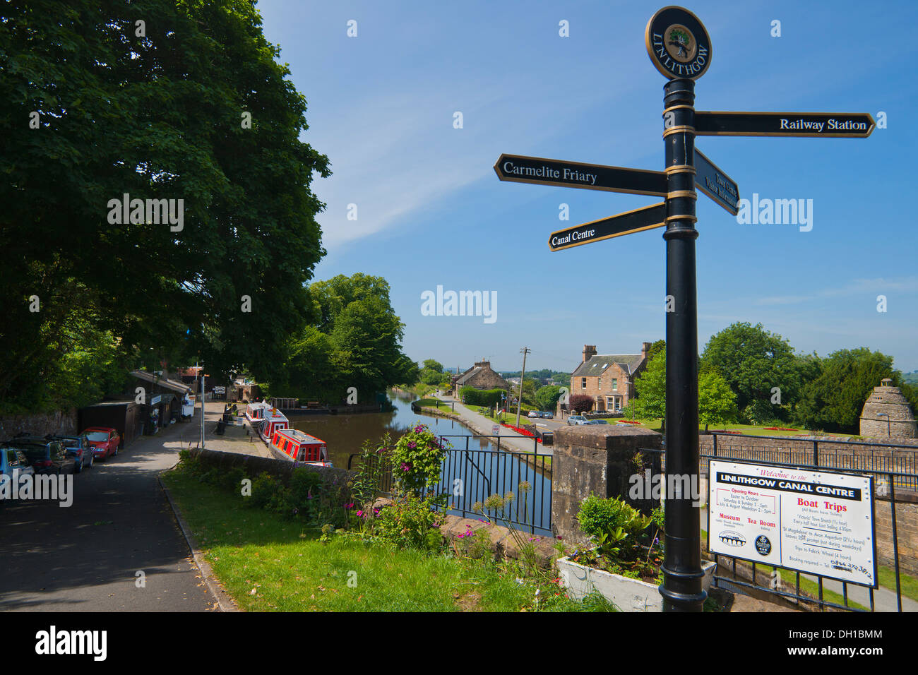 Canal Basin, Linlithgow, West Lothian, Scotland, UK Stock Photo - Alamy