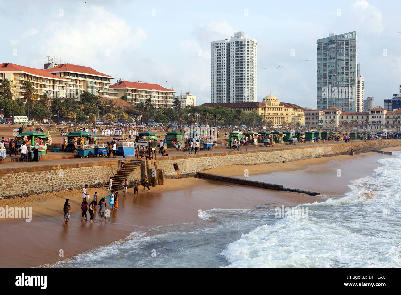 Galle face beach hi-res stock photography and images - Alamy