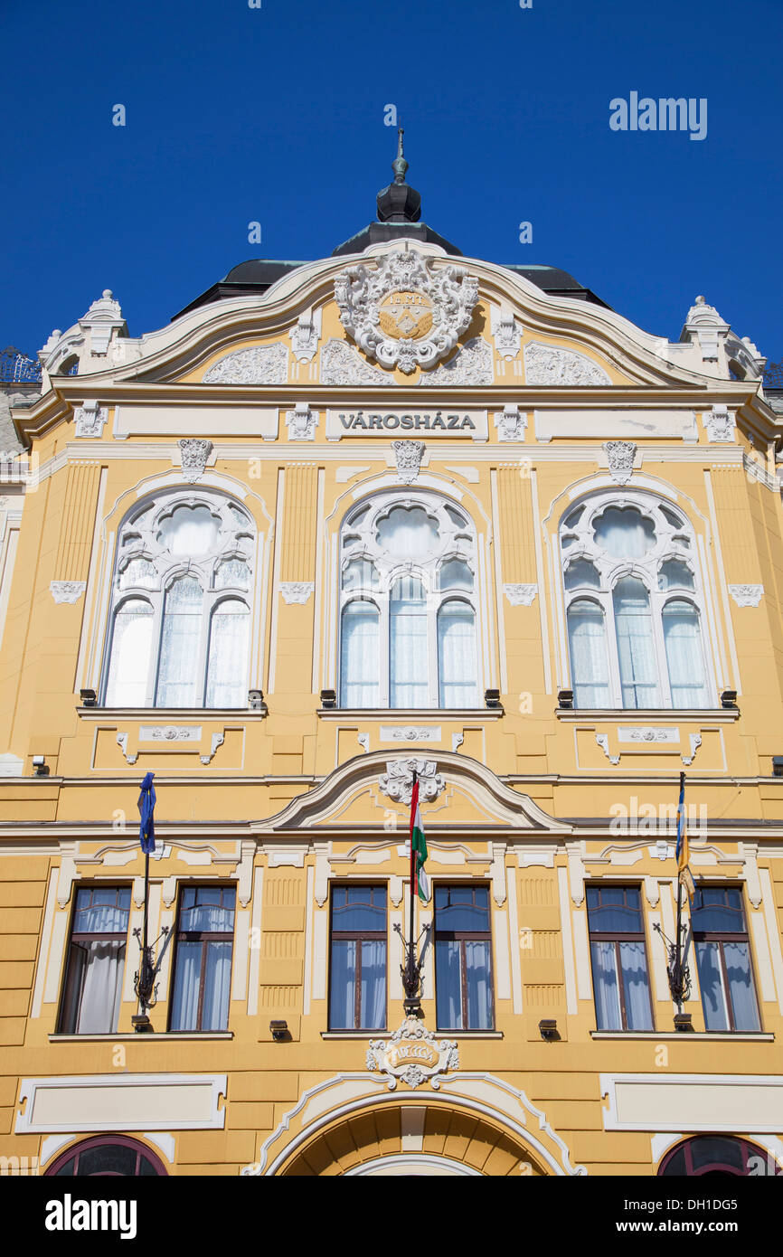 Pecs town hall hi-res stock photography and images - Alamy