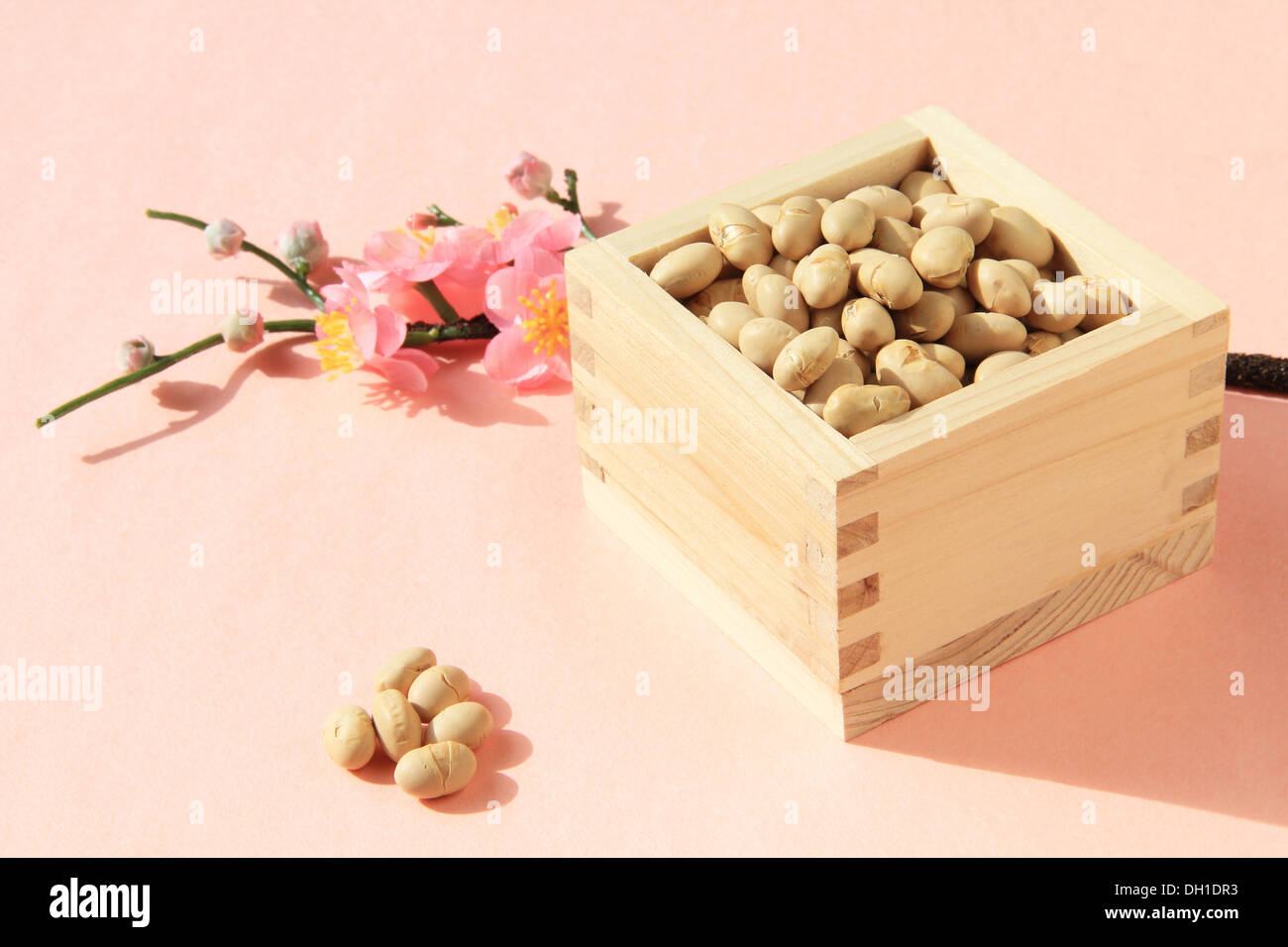 Setsubun (Bean-throwing festival Stock Photo - Alamy