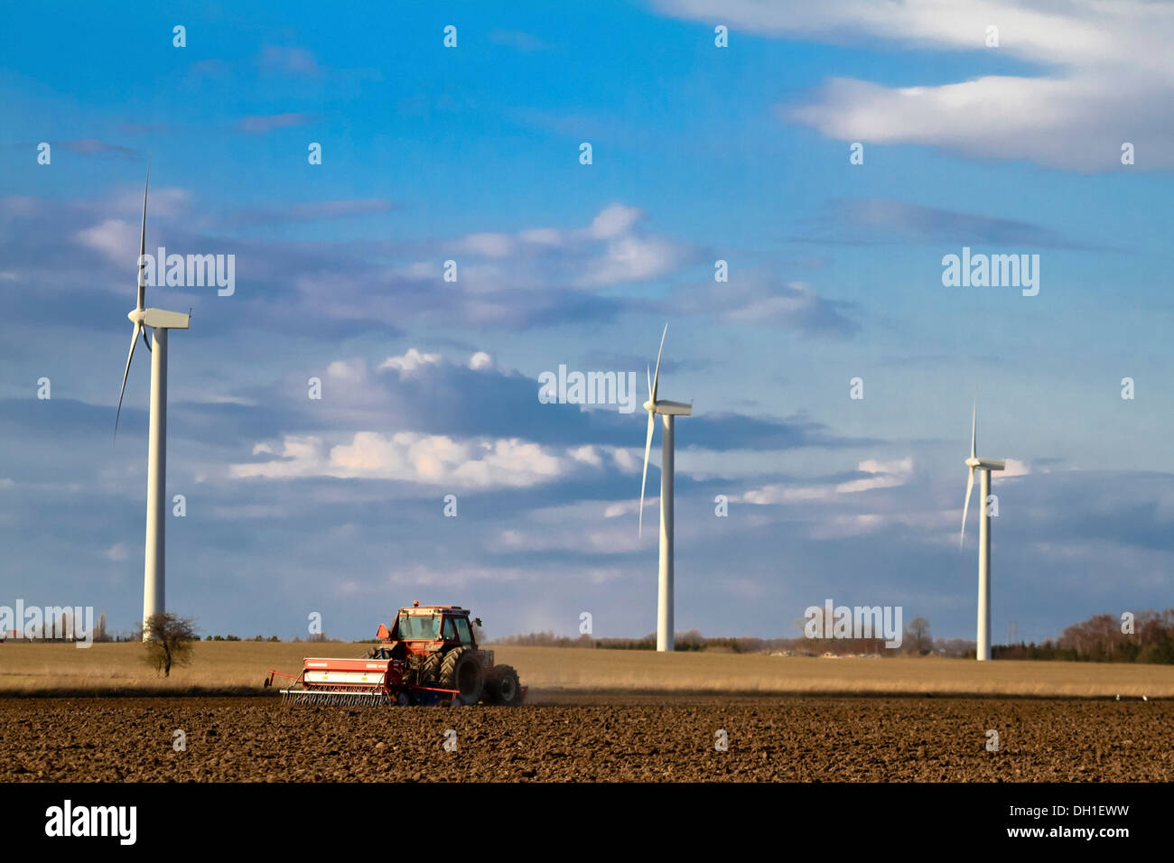 Wind turbines and tractor hi-res stock photography and images - Alamy
