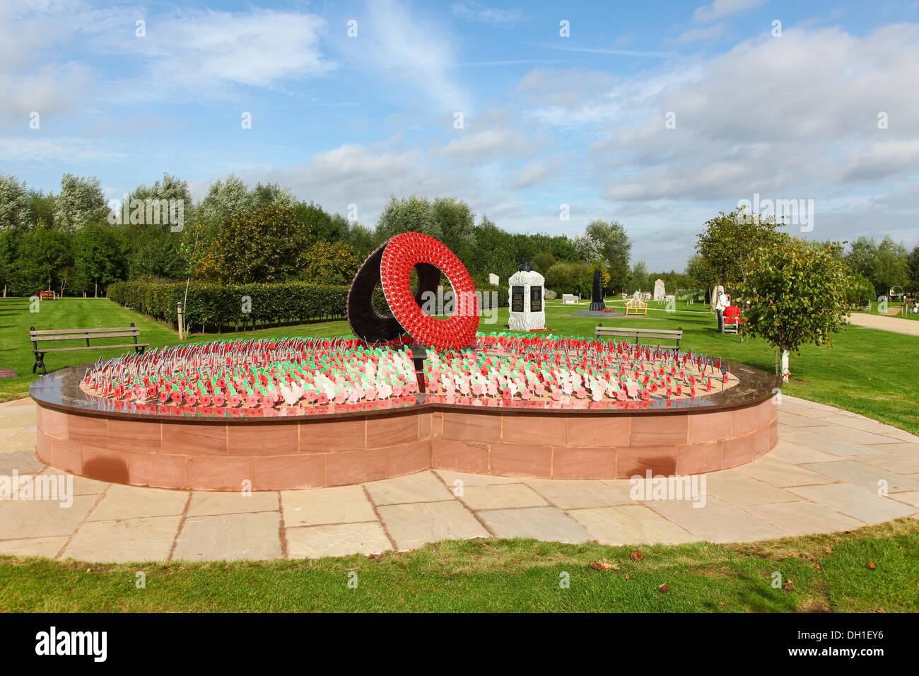 National memorial arboretum poppy hi-res stock photography and images ...