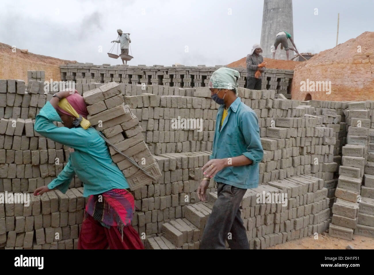 Nepal Brickmakers and their families at Godavari, Kathmandu Valley ...