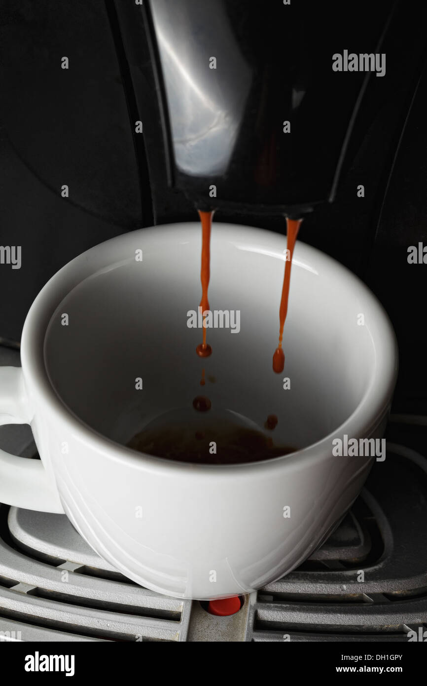 Pouring coffee white cup hi-res stock photography and images - Alamy