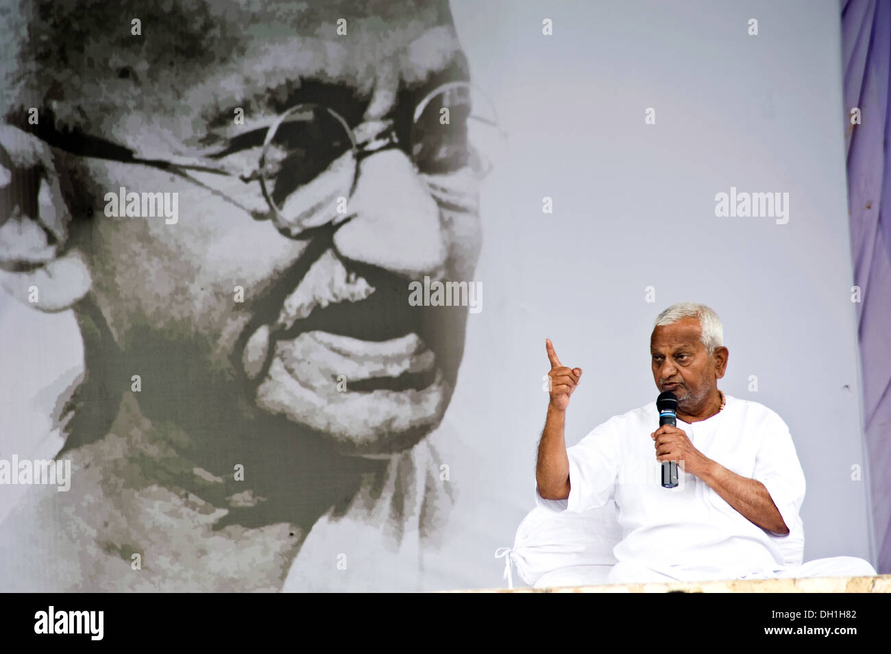 Gandhi fasting hi-res stock photography and images - Alamy