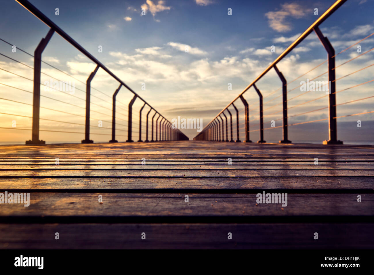 Sunrise bridge hi-res stock photography and images - Alamy