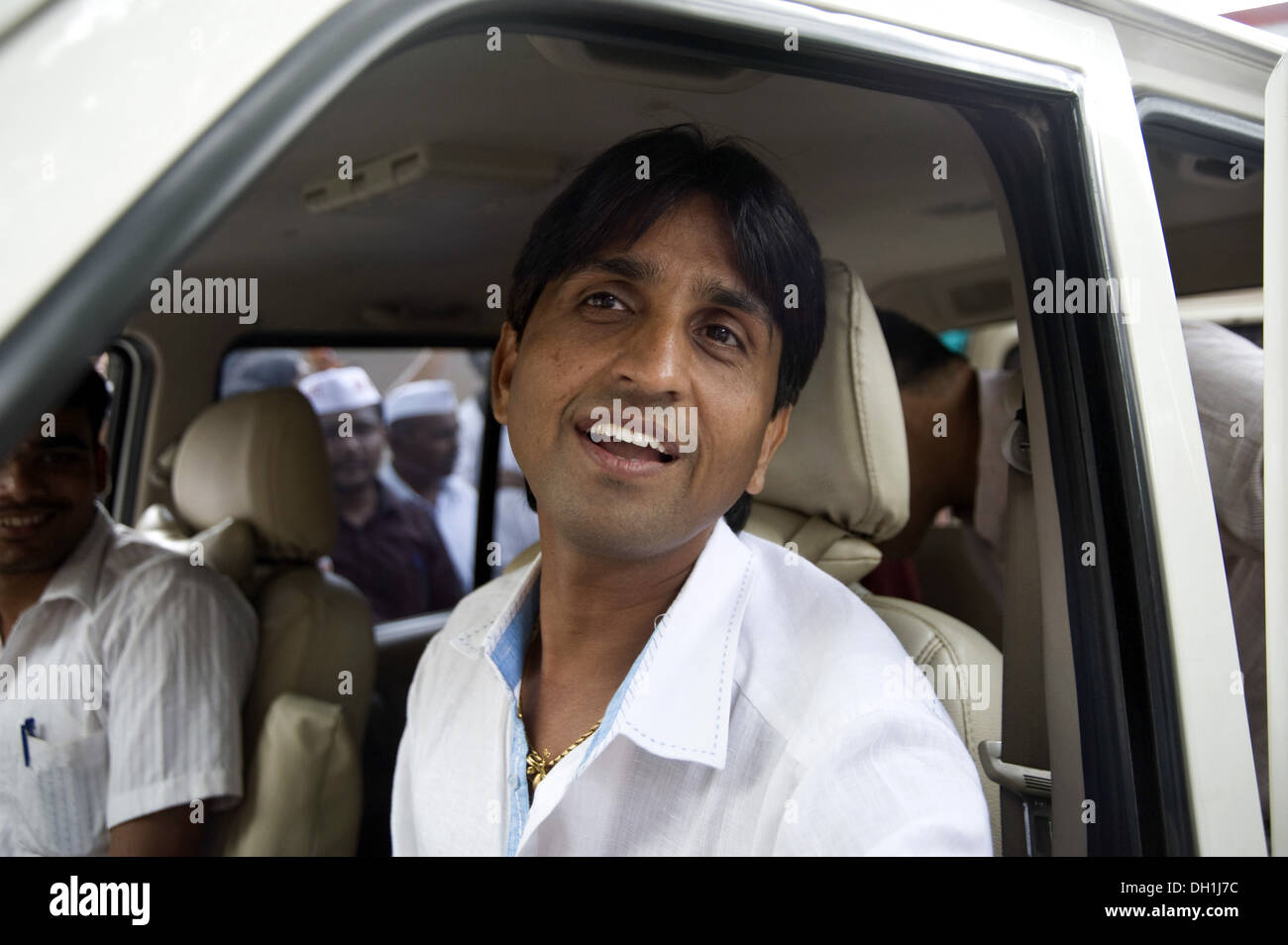 Kumar Vishwas is a Hindi poet, a professor of Hindi literature and a ...