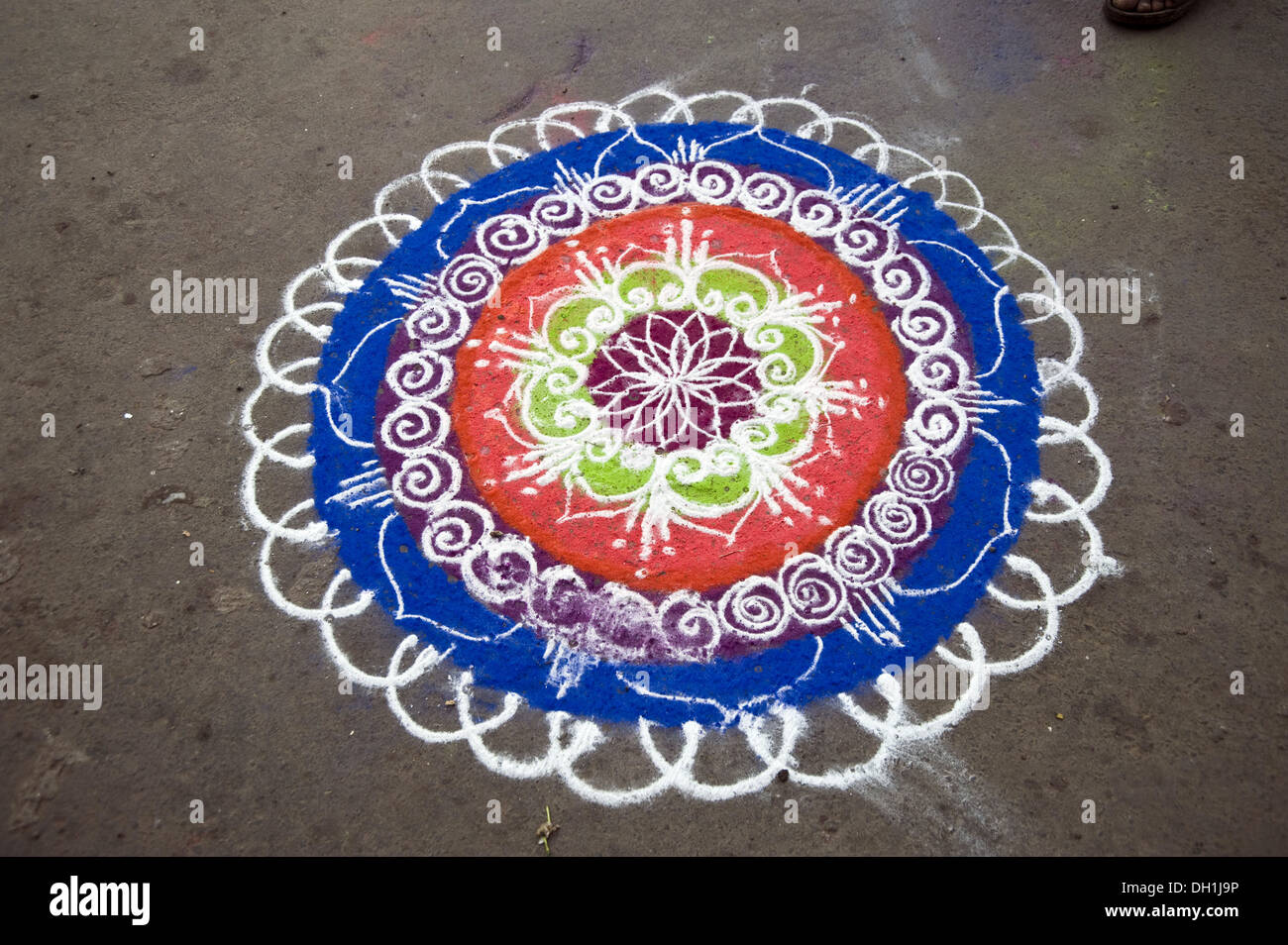 Rangoli in ralegaon siddhi village of Anna Hazare Maharashtra India ...