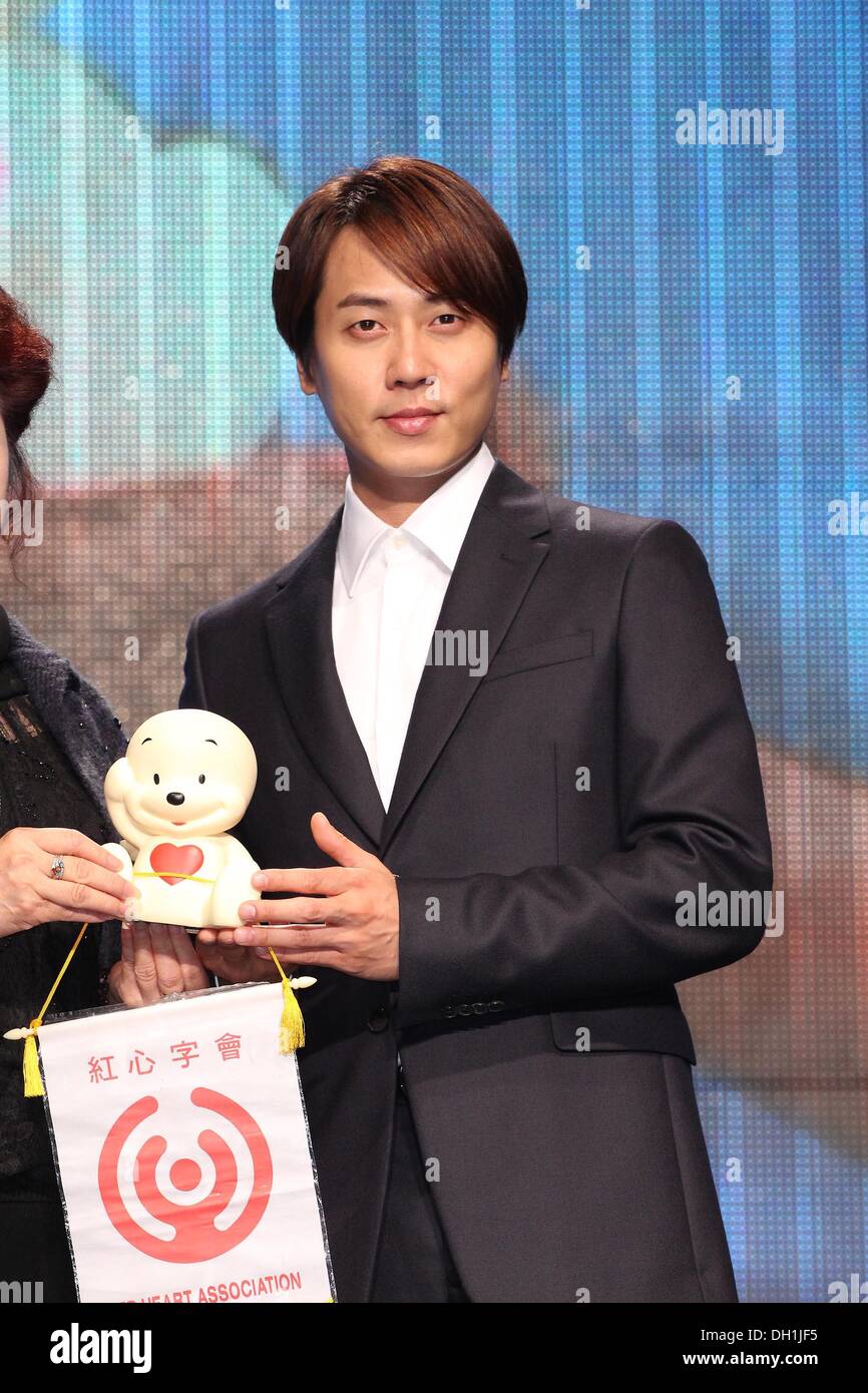 Taipei, China. 27th Oct, 2013. Korean star Andy Lee, member of Korean ...