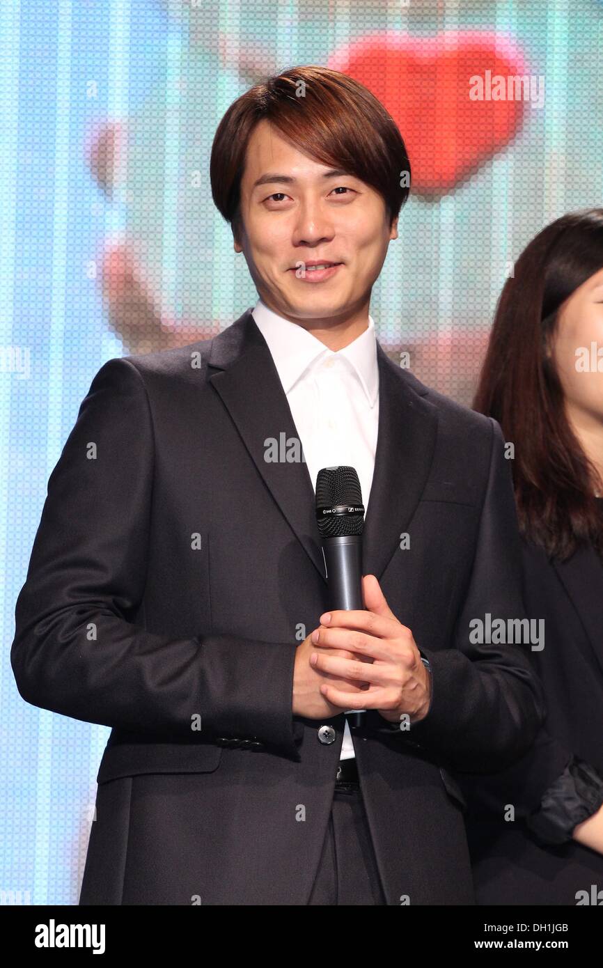 Taipei, China. 27th Oct, 2013. Korean star Andy Lee, member of Korean ...