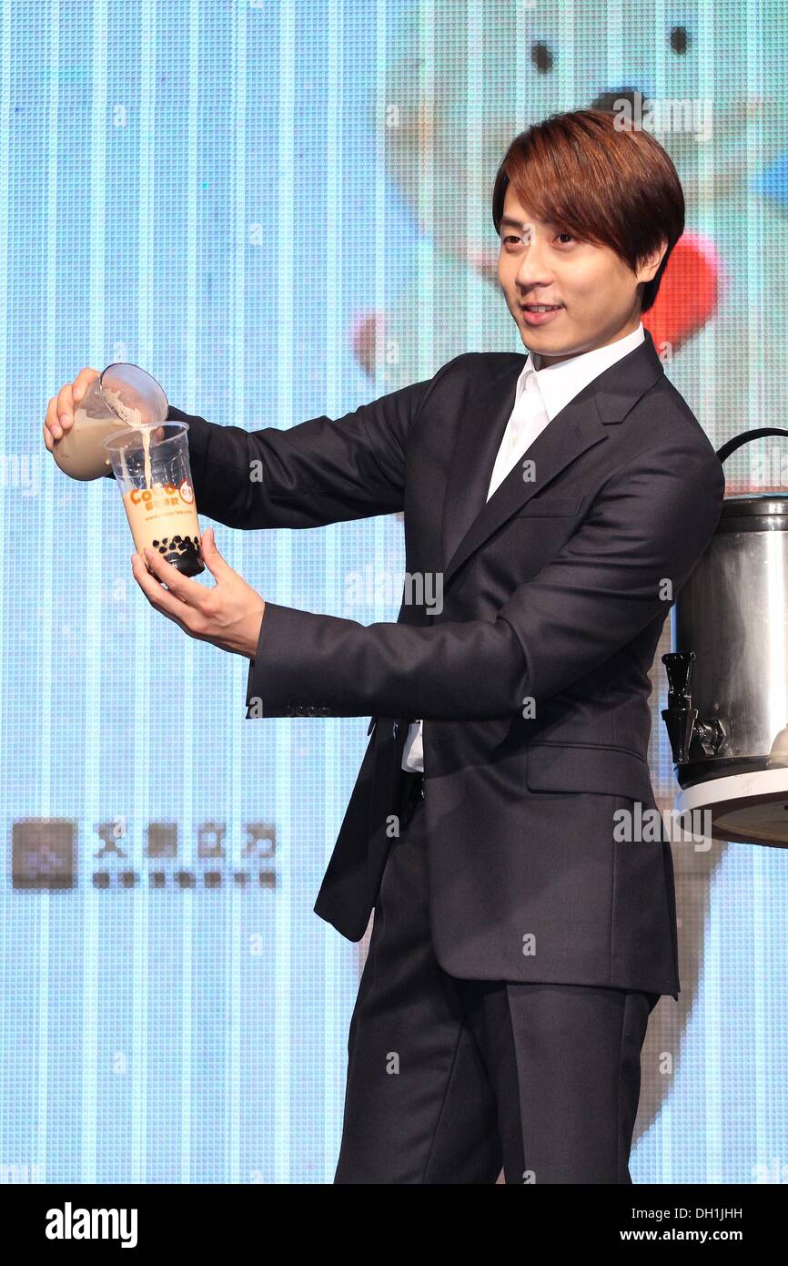 Taipei, China. 27th Oct, 2013. Korean star Andy Lee, member of Korean ...