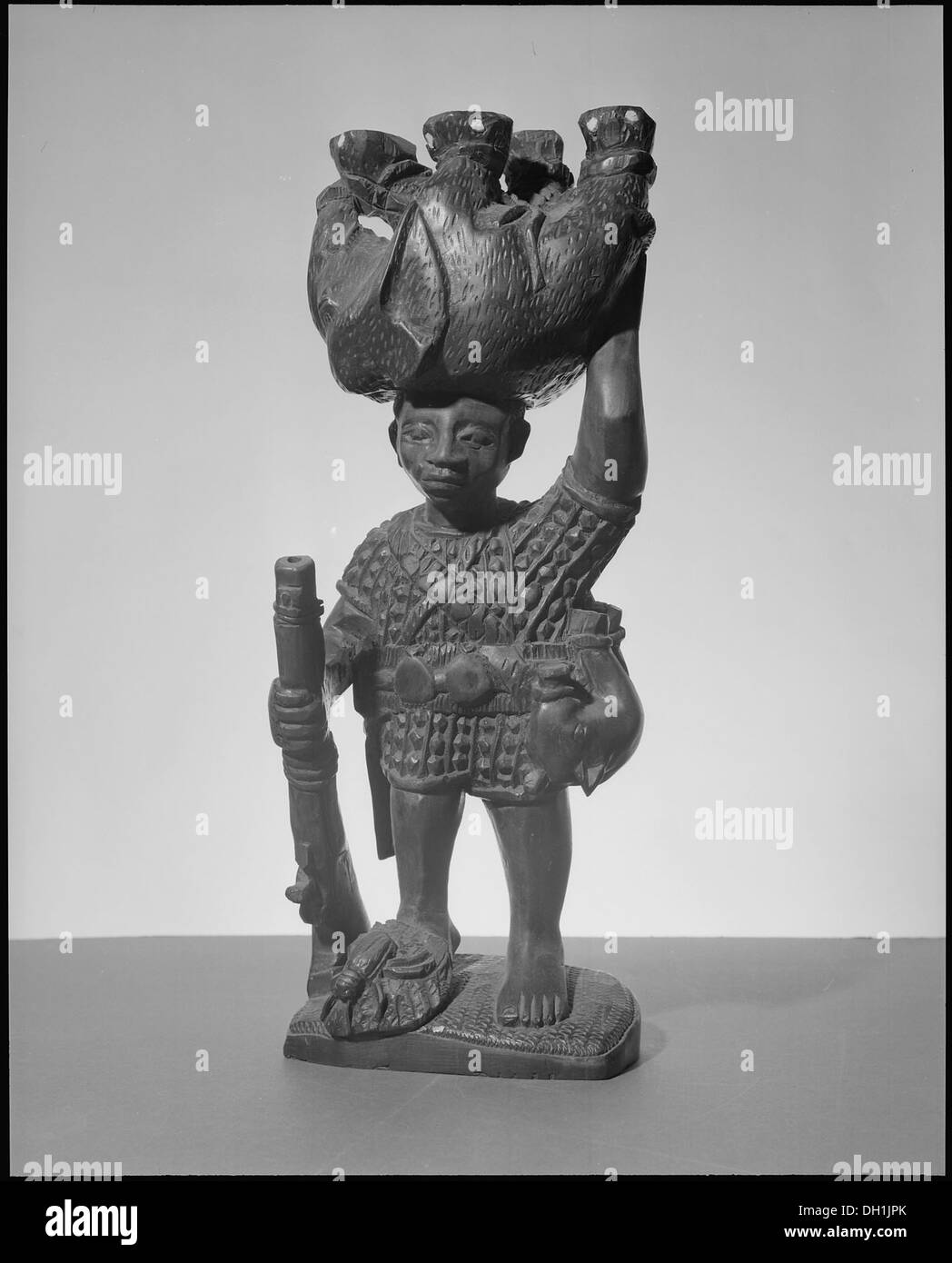 Indigenous hunting historical hi-res stock photography and images - Alamy