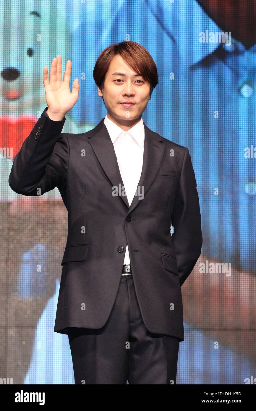 Taipei, China. 27th Oct, 2013. Korean star Andy Lee, member of Korean ...