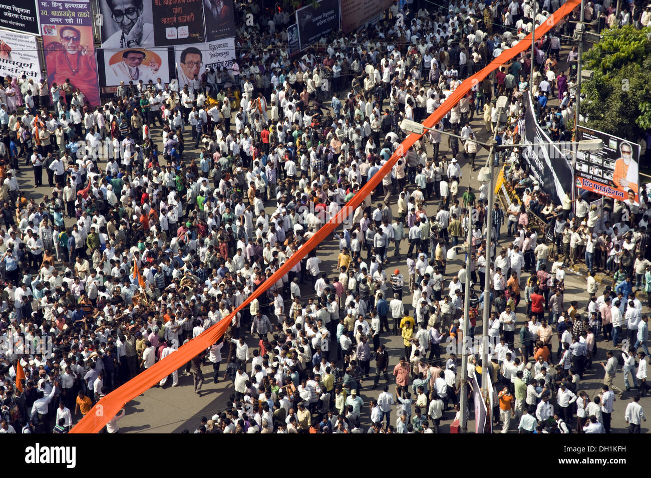Crowd India Flag High Resolution Stock Photography and Images - Alamy