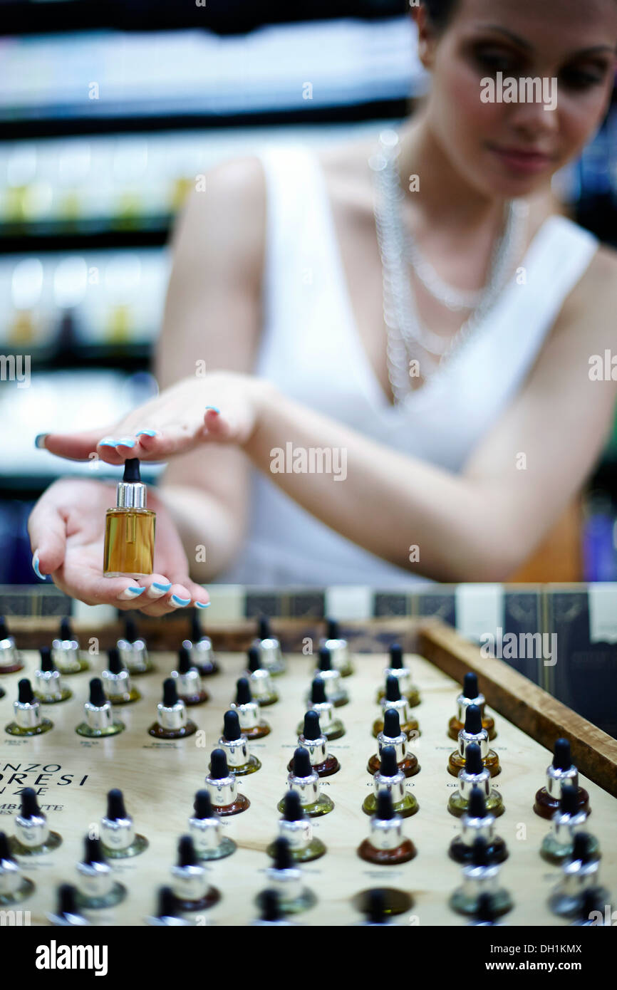 Perfume series hi-res stock photography and images - Alamy