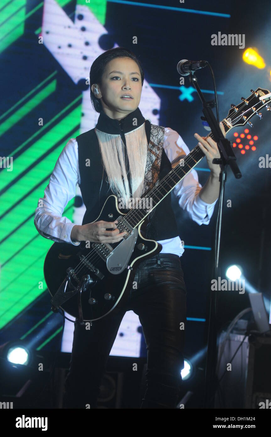 Denise ho hi-res stock photography and images - Alamy